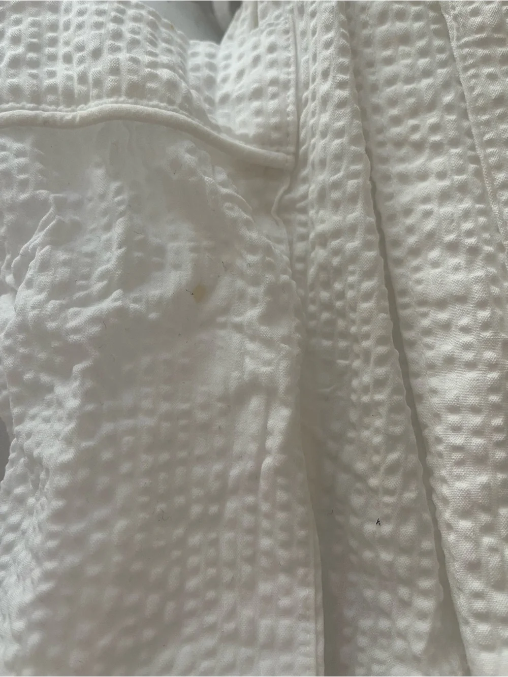 Matouk | Intimates & Sleepwear | Matouk White Seersucker Robe Ml 0 ...